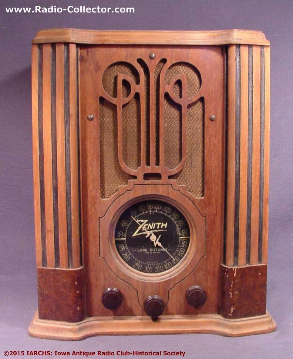Early Iowa Broadcast Radio Stations - IA antique radio club Early Iowa Broadcast Radio Stations - IA antique radio club