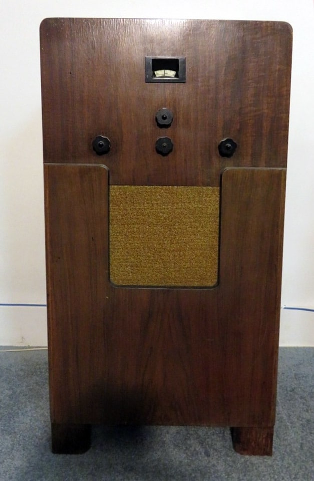 Murphy Radio model A26C - IARCHS Radio Collector Club