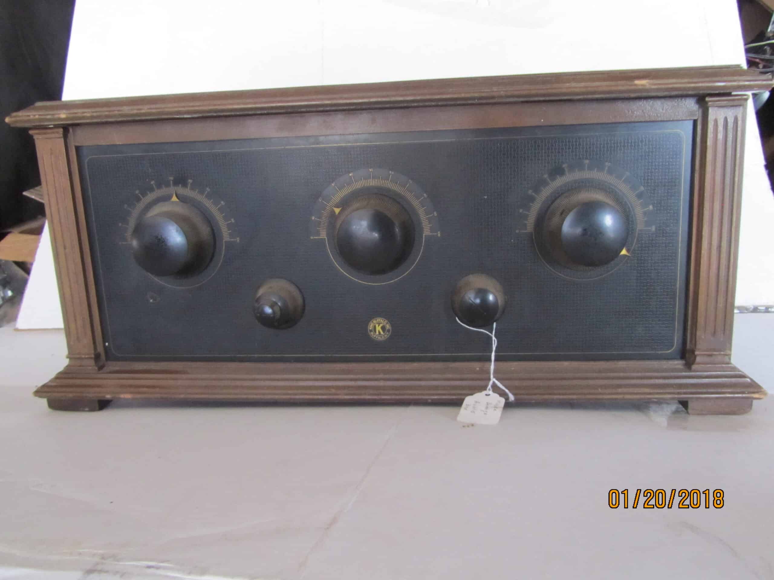 King-Hinners model 61 battery radio - IARCHS Radio Collector Club