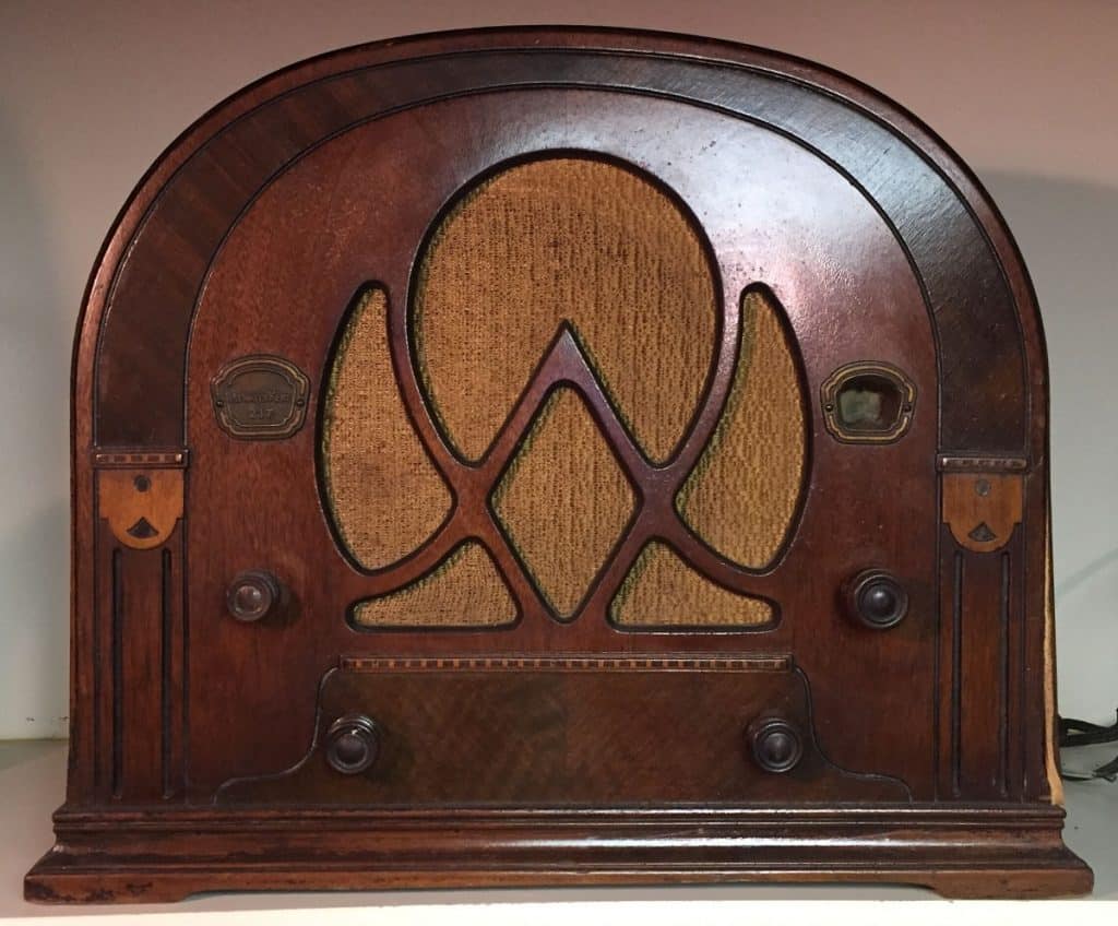 Atwater Kent Model 217 - IARCHS Radio Collector Club