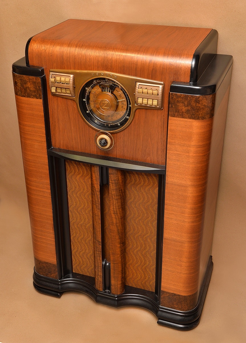 A Beautiful Zenith 12S568 12 Tube Shutter Dial with Complete ...