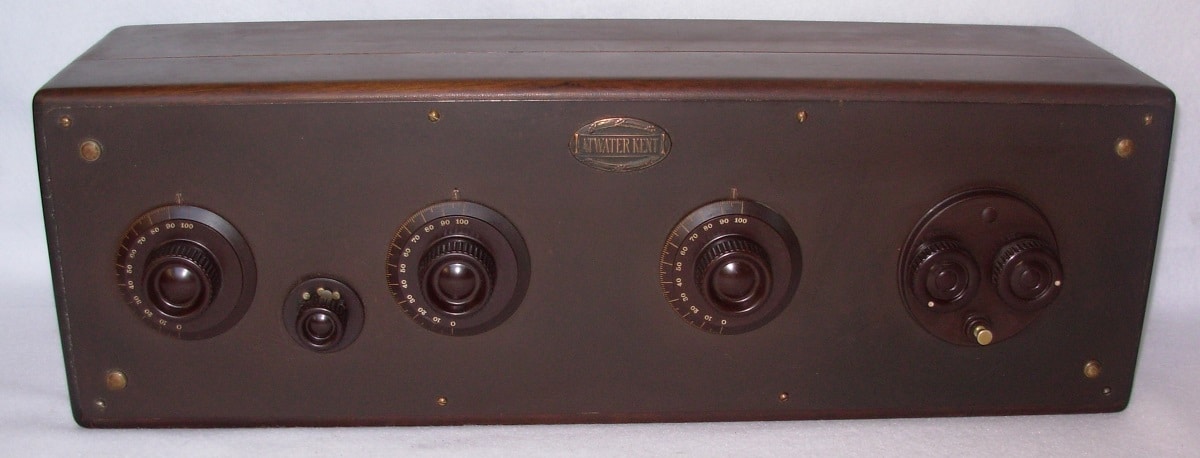 Atwater Kent model 20 big box - IARCHS Radio Collector Club