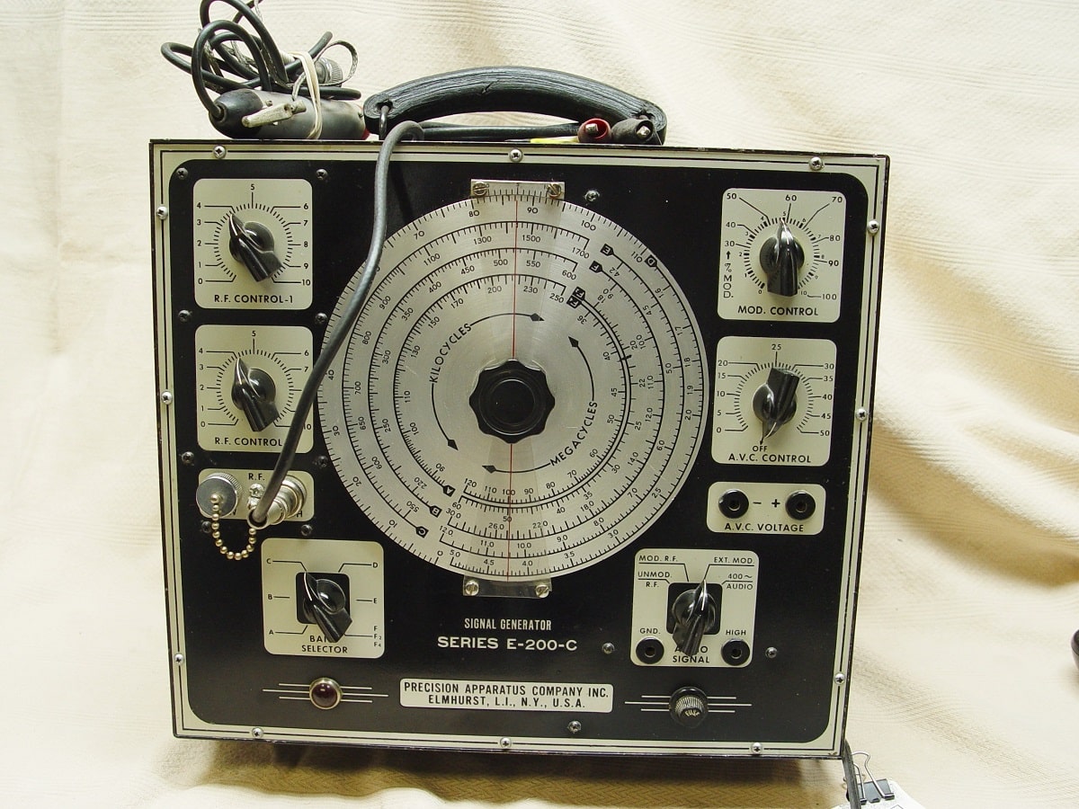 2021 Auction Preview Pictures - IARCHS Radio Collector Club