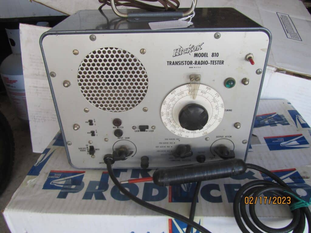 Ham Radio & Test Equipment Auction Preview Pictures - IARCHS Radio ...