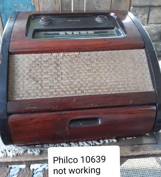 philco 10639 Radio Phonograph - IARCHS Radio Collector Club