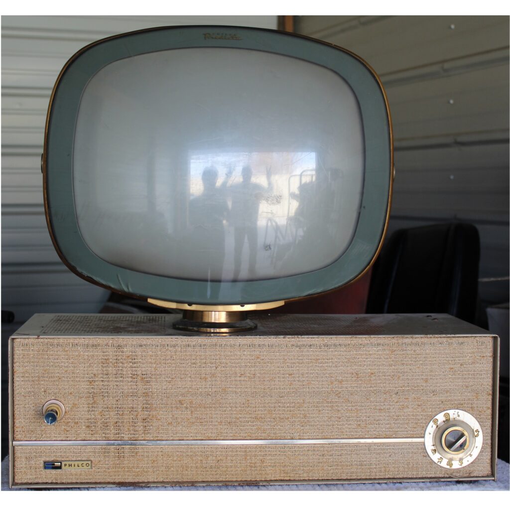 Predicta-tv - IARCHS Radio Collector Club