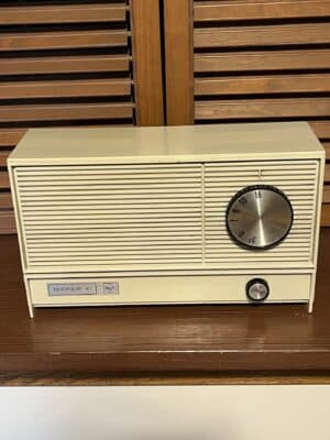 RCA-Nipper-XI - IARCHS Radio Collector Club