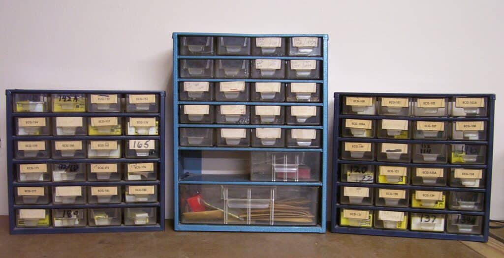 Transistor Cabinet - IARCHS Radio Collector Club