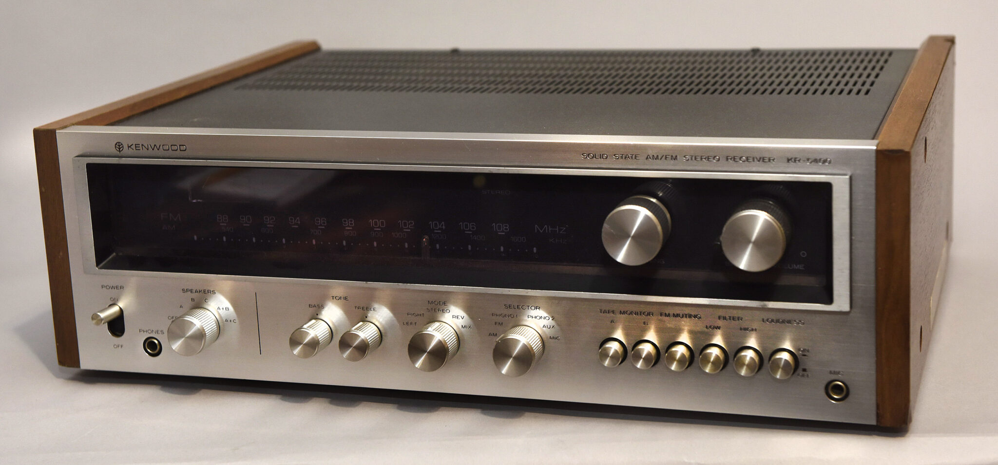 Vintage Audio auction preview pictures - IARCHS Radio Collector Club